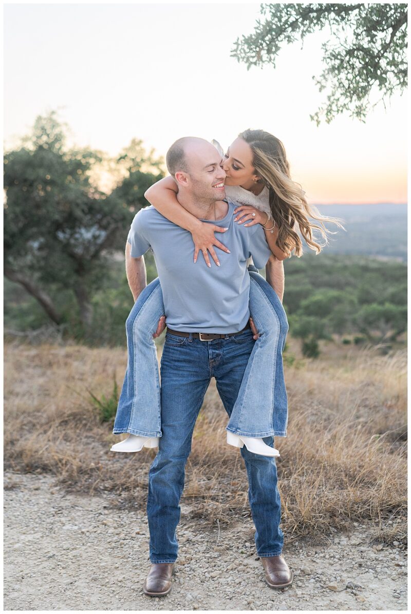 Best Engagement Session Poses | Houston’s Best Wedding Photographers - Houston Wedding ...