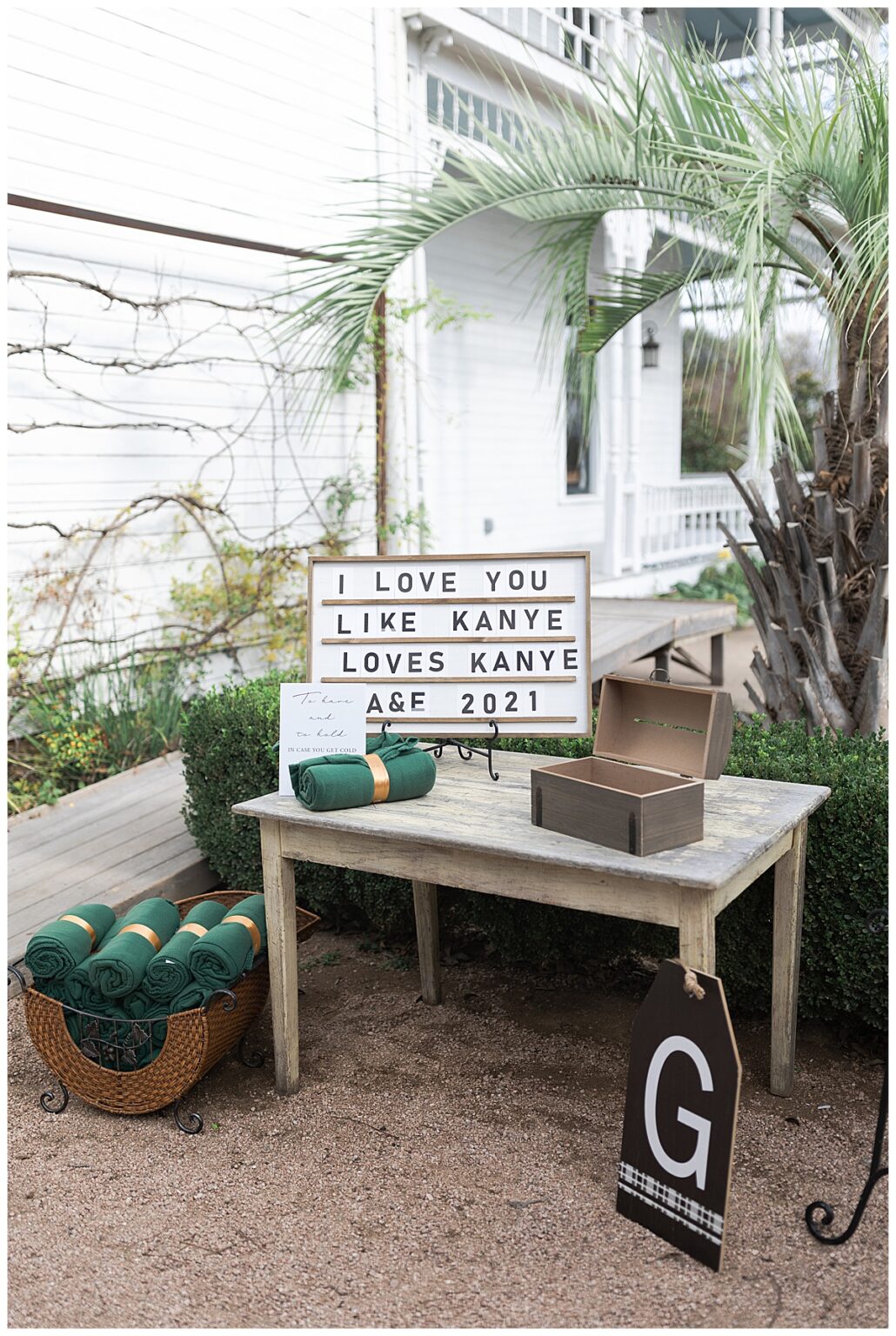 How to Include Your Fav Pop Culture in Your Wedding - Houston Wedding ...