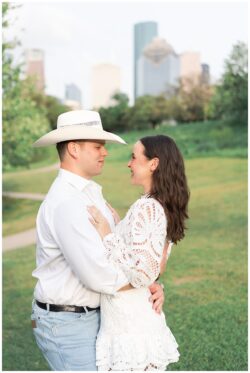 Emma & Max | Eleanor Tinsley Park Engagement Session - Houston Wedding ...