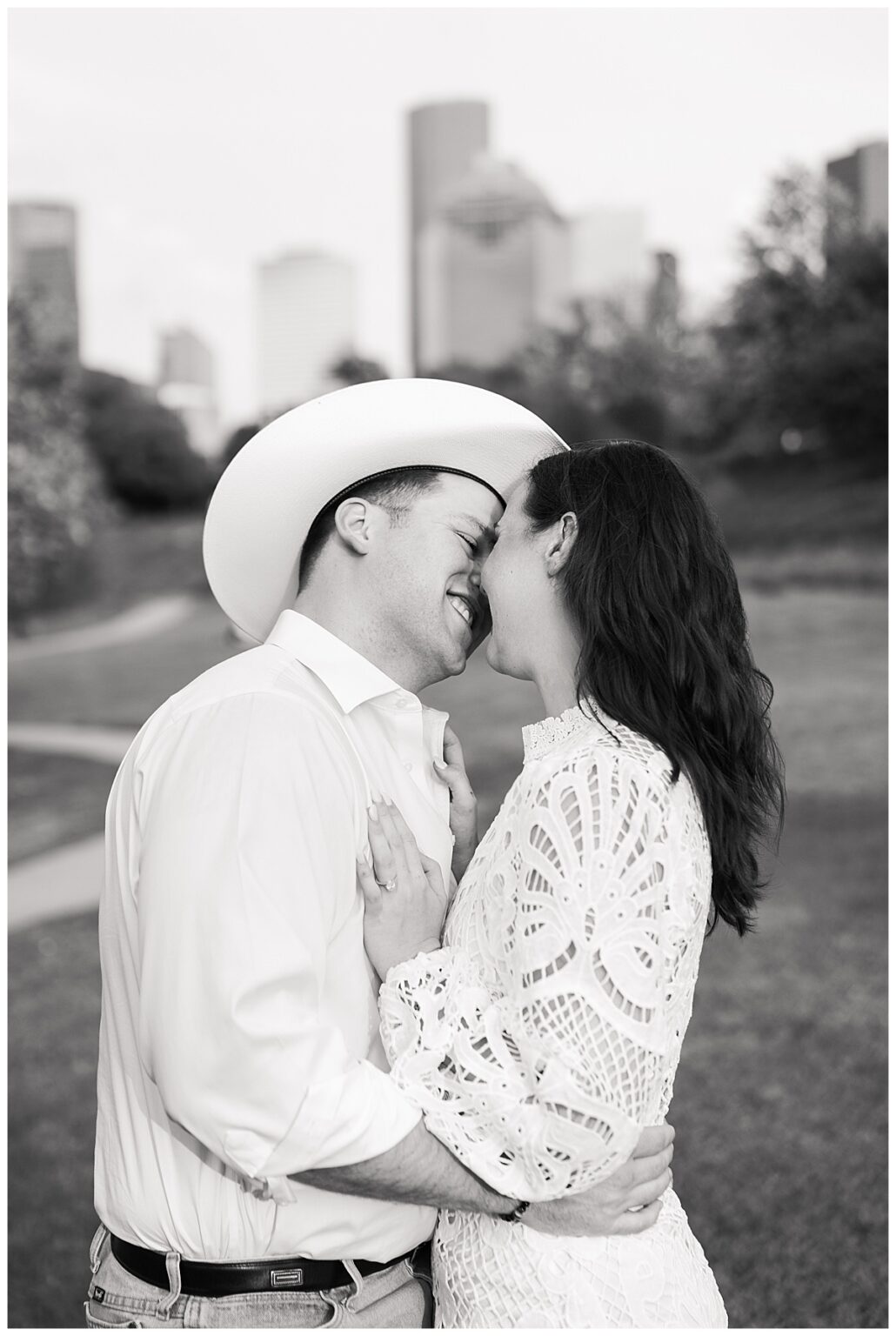 Emma & Max | Eleanor Tinsley Park Engagement Session - Houston Wedding ...